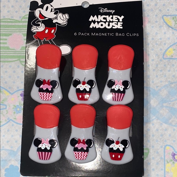 Disney | Kitchen | Disney Mickey Mouse Cupcake Magnetic Bag Clips ...